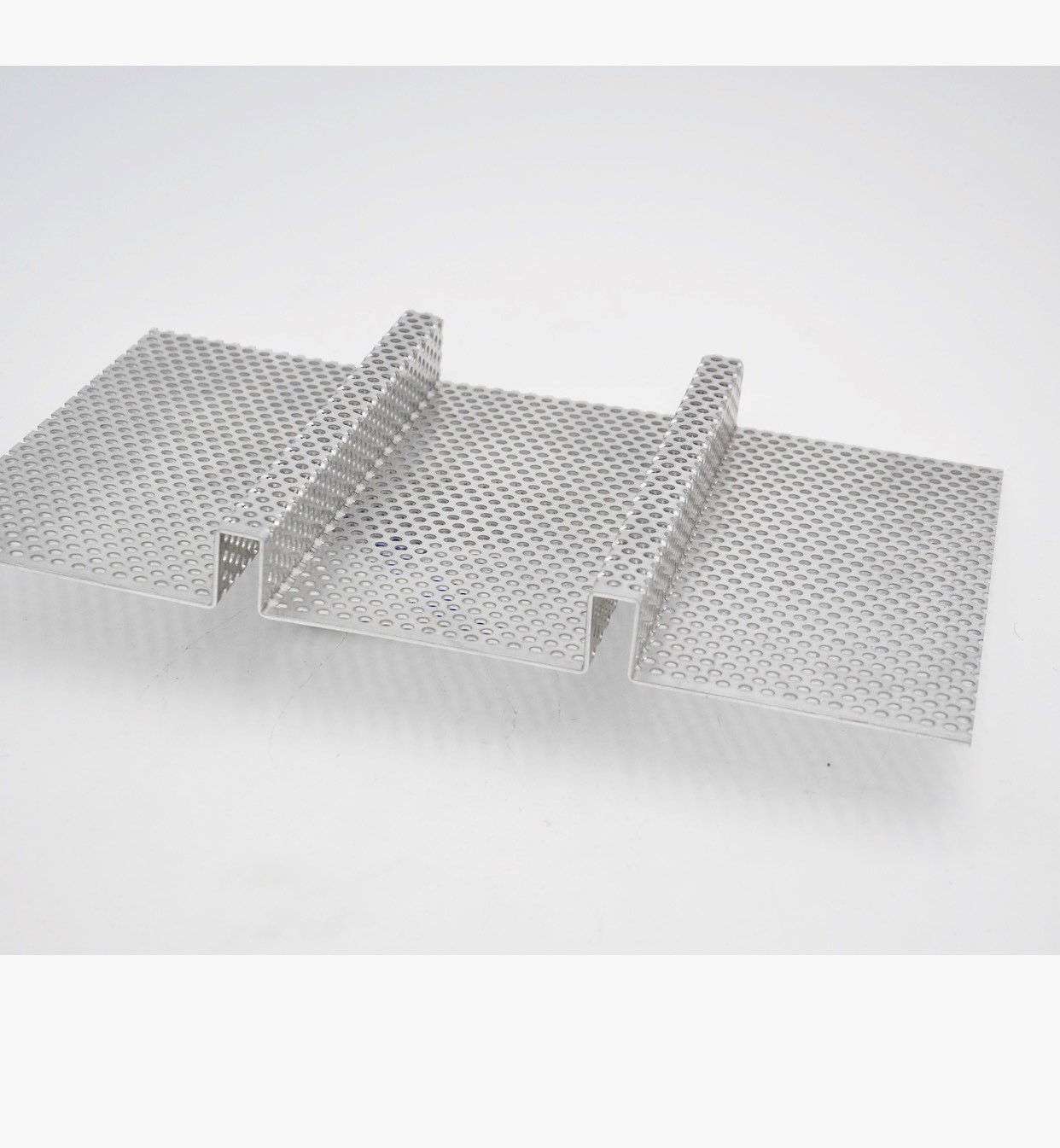 FASSADENTEILE mit Musterungen oder gängigen Steckfalzpaneele